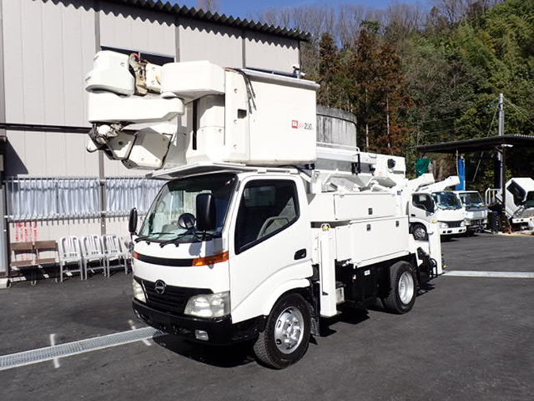 「H19 日野デュトロ 高所作業車 アイチSN15B サブエンジン ウインチ・サブブーム 多関節アーム」作業の状況に応じて、 サブエンジンと ...